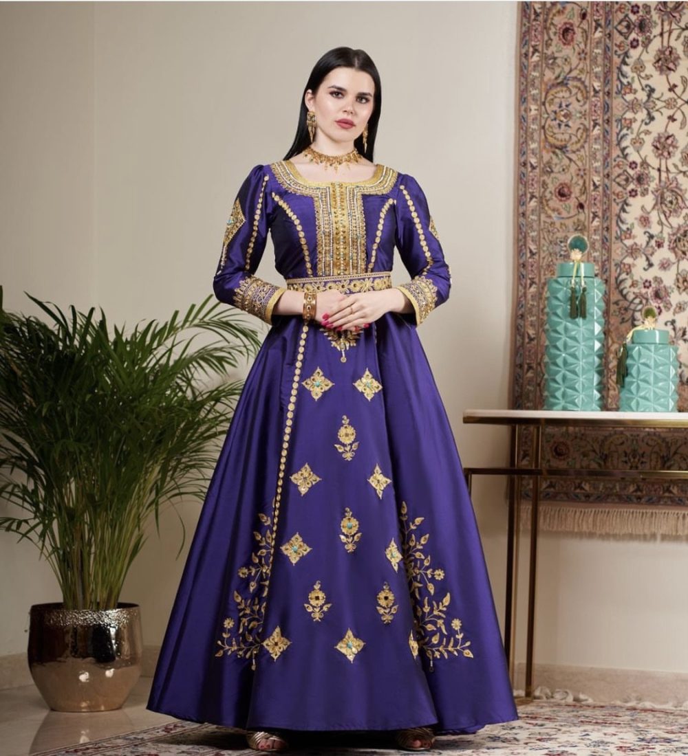 The Traditional Dress – TROOF